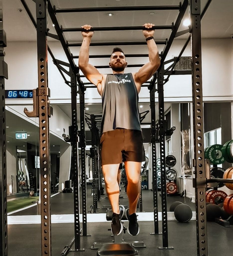 Back Exercise | How to Build a Strong Back | The Healthy Man