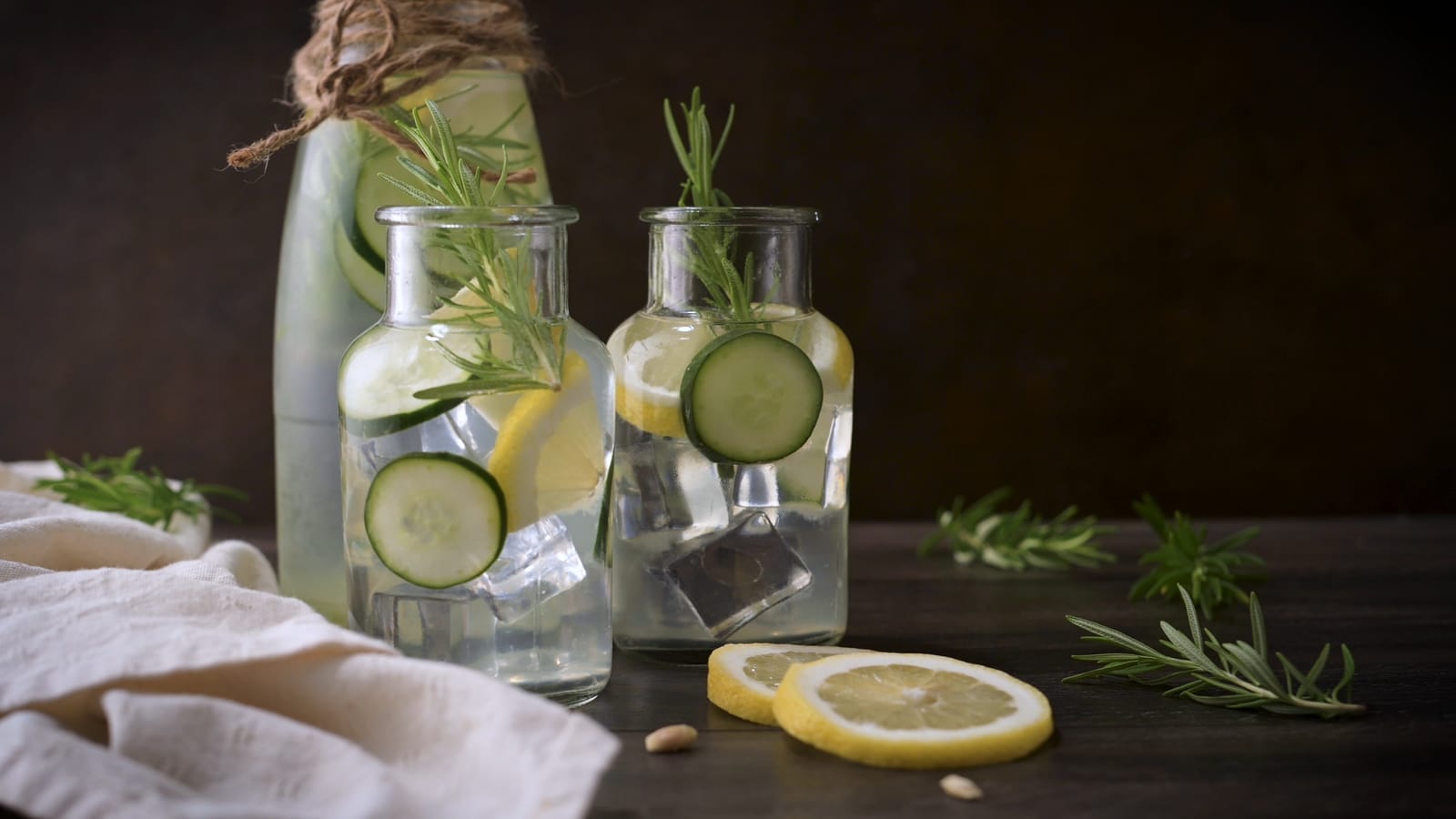 Ways To Lose Water Weight - The Healthy Man by Mosh